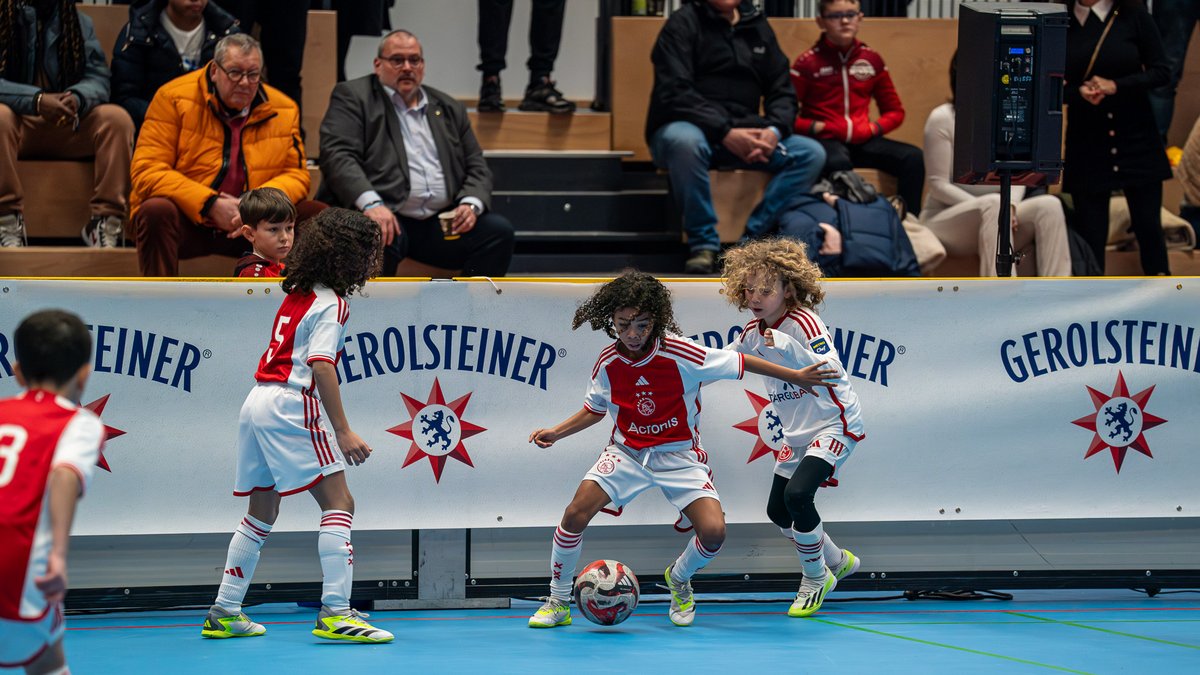 Ajax triumphiert bei den Gerolsteiner U10-Hallenmasters: Sportverein Gerolstein 1919 e.V.